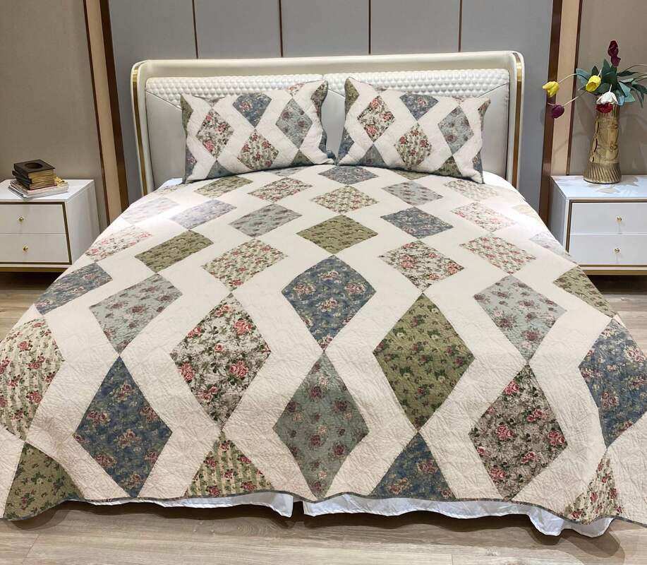 Piquant Quilt by Peace Arch • Heirloom Linens • Canadian Bedding in ...